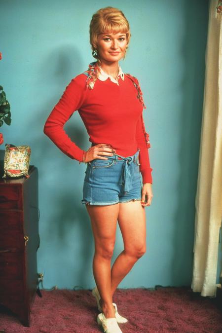 Stephanie Beacham (1972-80 era, CHECKPOINT) - AiTool.ai